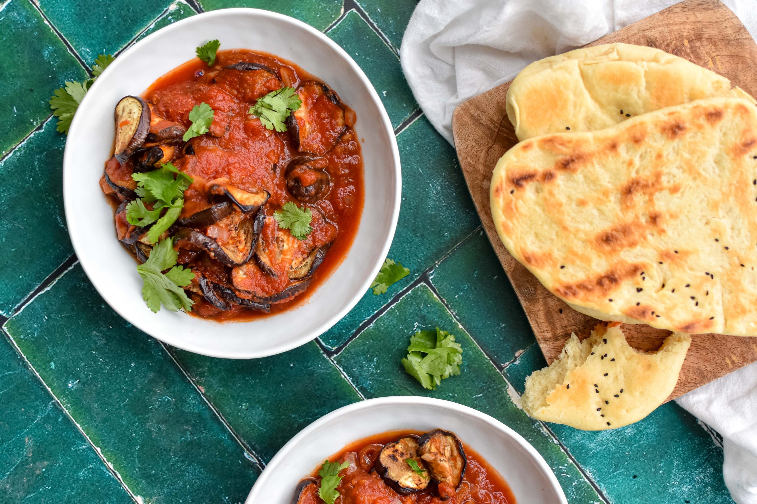 Aubergine curry (brinjal) met naan - My Food Blog